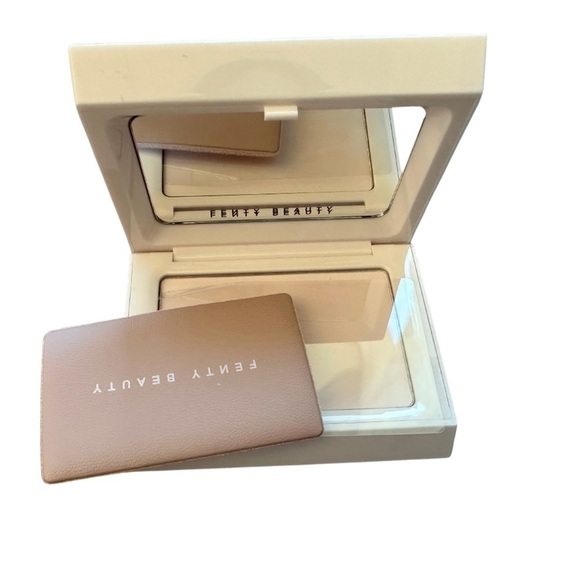 Fenty Beauty | Makeup | Rare Collectors Fenty Nwt Invisimatte In Clear ...